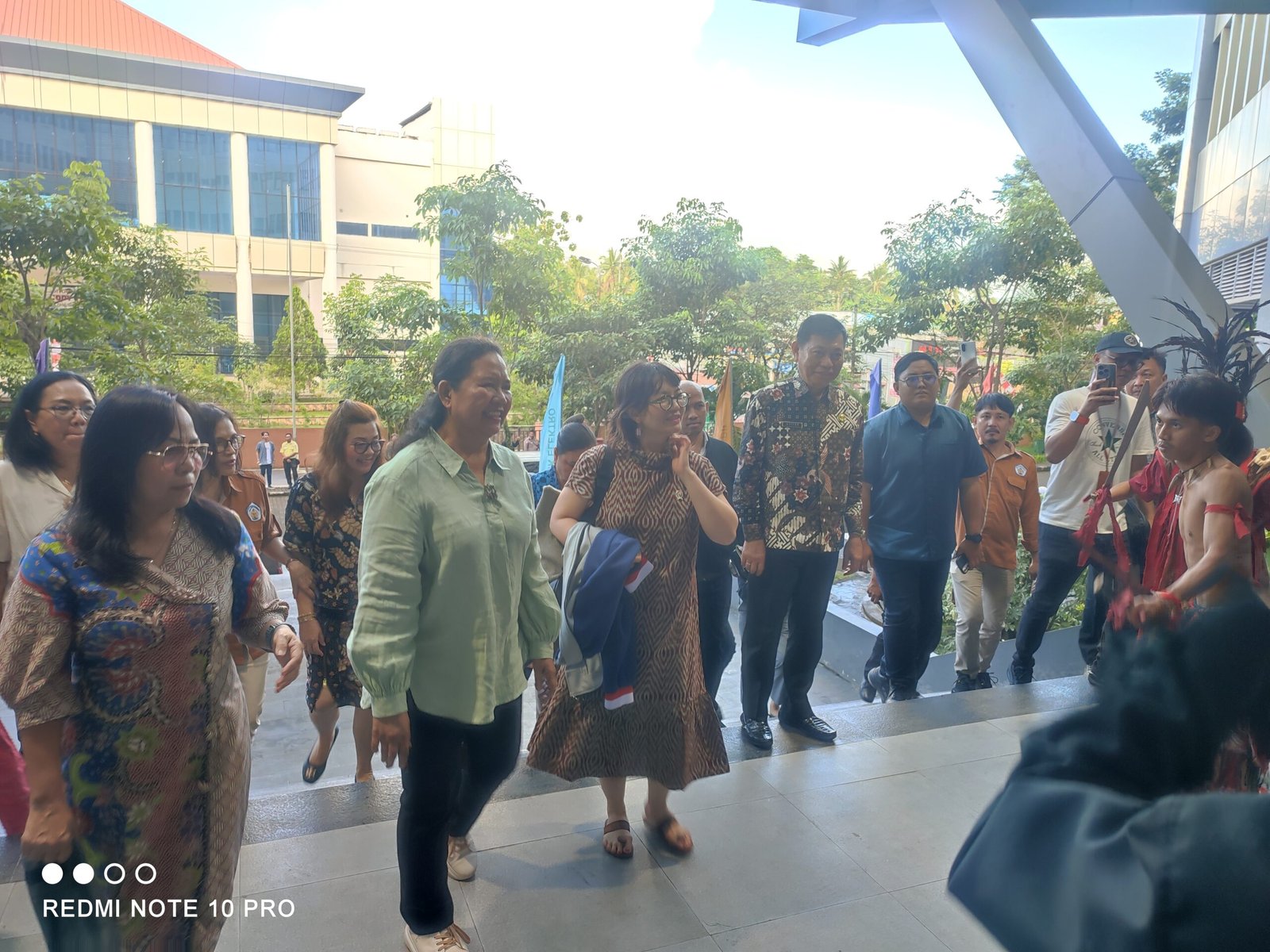 Riset-Riset Kampus Polimdo Dapat Pujian Wamen Prof Stella Christie ...